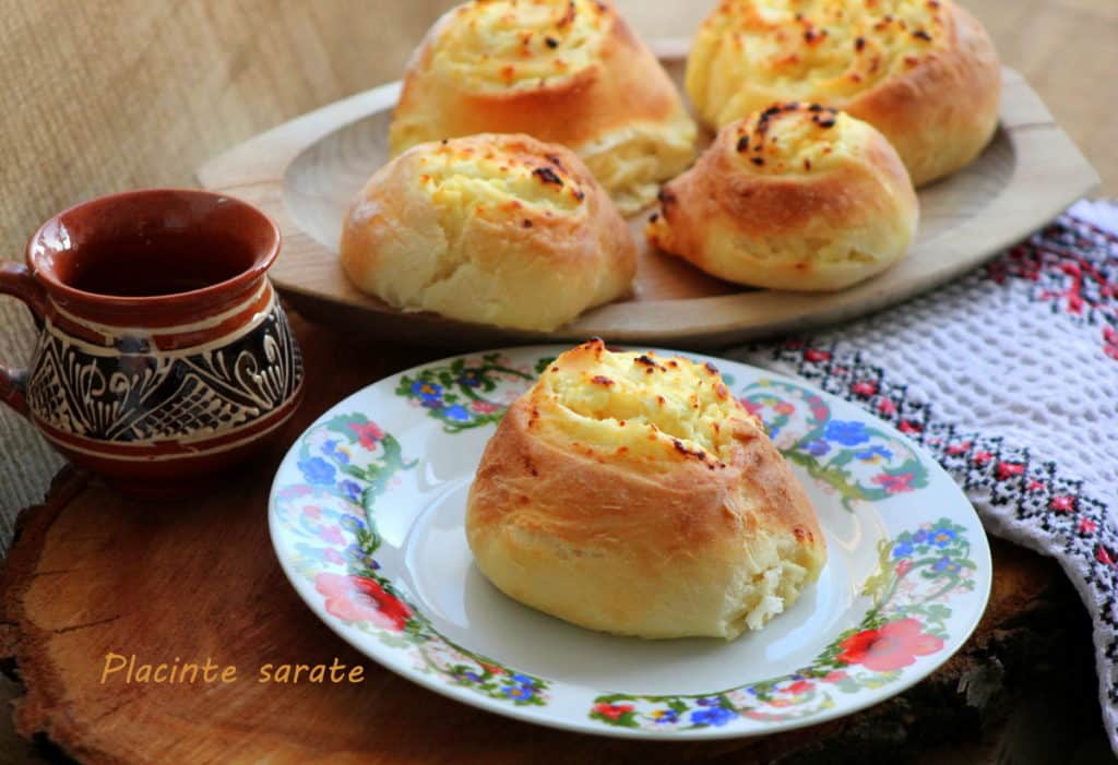 Placinte cu carne - LauraSweets.ro