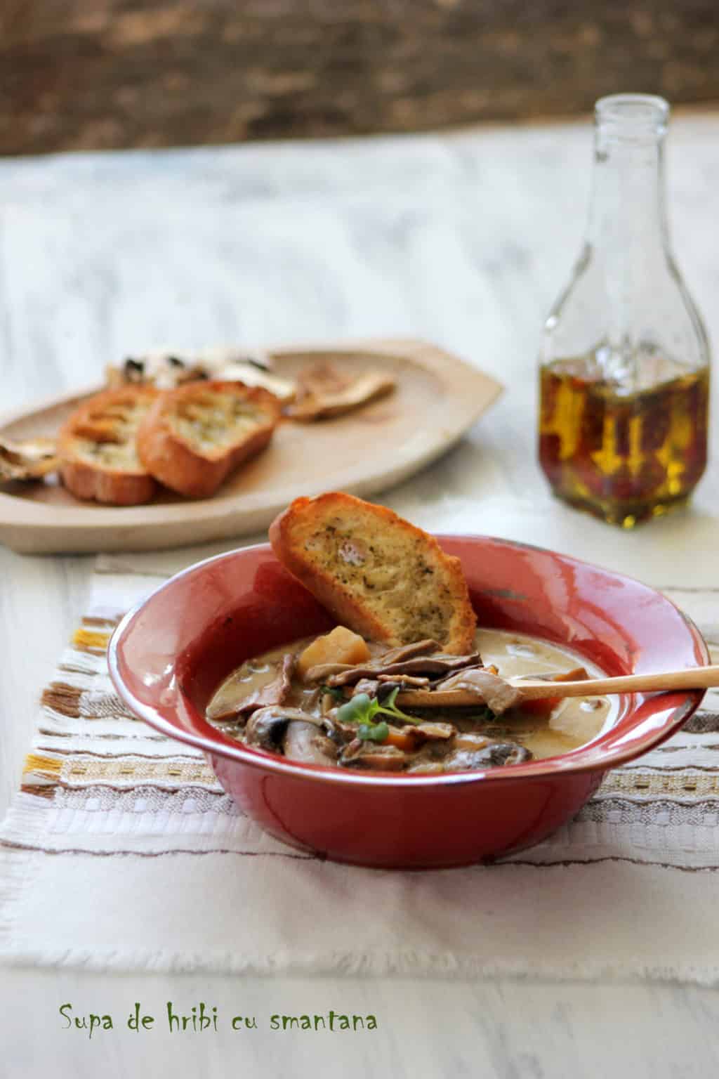 Supa de hribi cu smantana - LauraSweets.ro