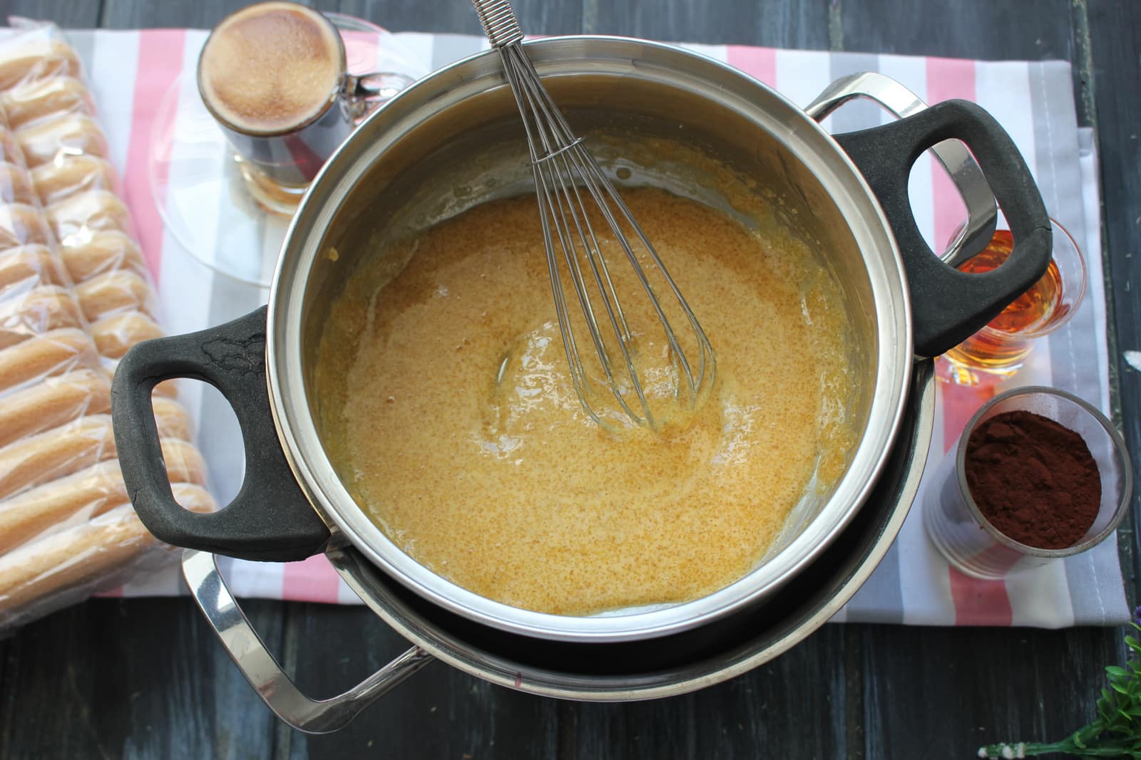 Inghetata Tiramisu - LauraSweets.ro